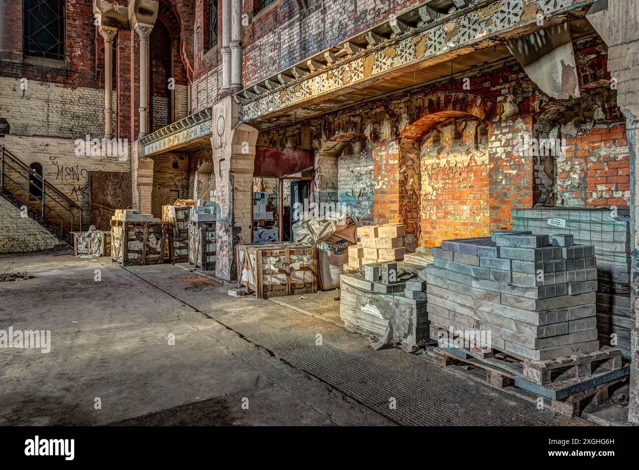 Empty architectural building from the Victorian era, South London Stock ...