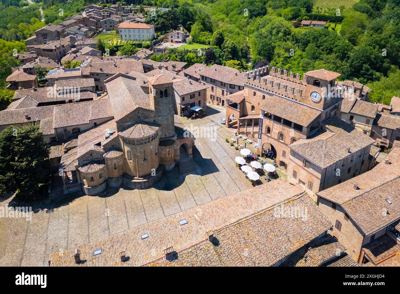Aerial view of the medieval castle and town of Castell'Arquato in ...