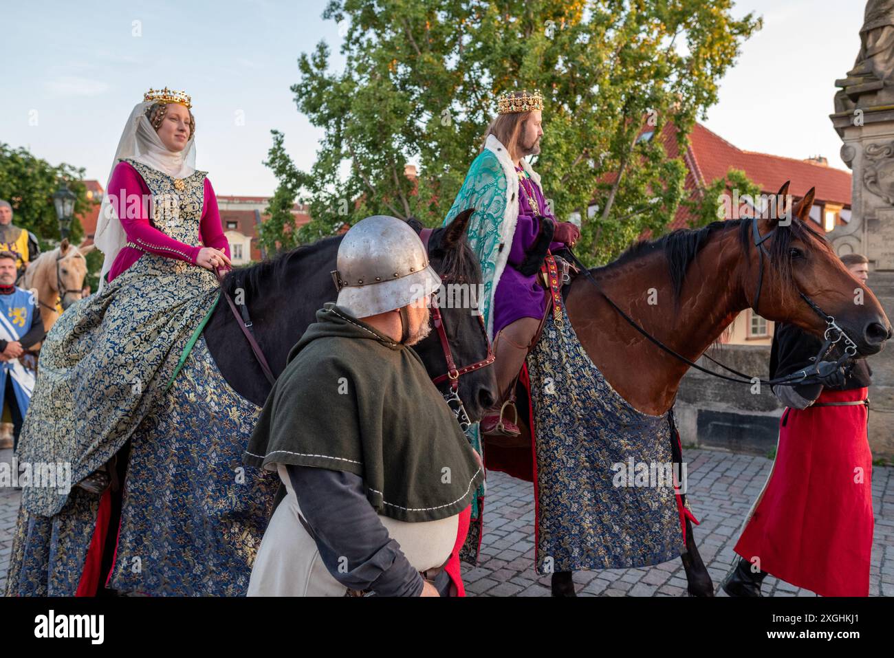 Sunrise parade medieval historic reenactment to commemorate 667th ...