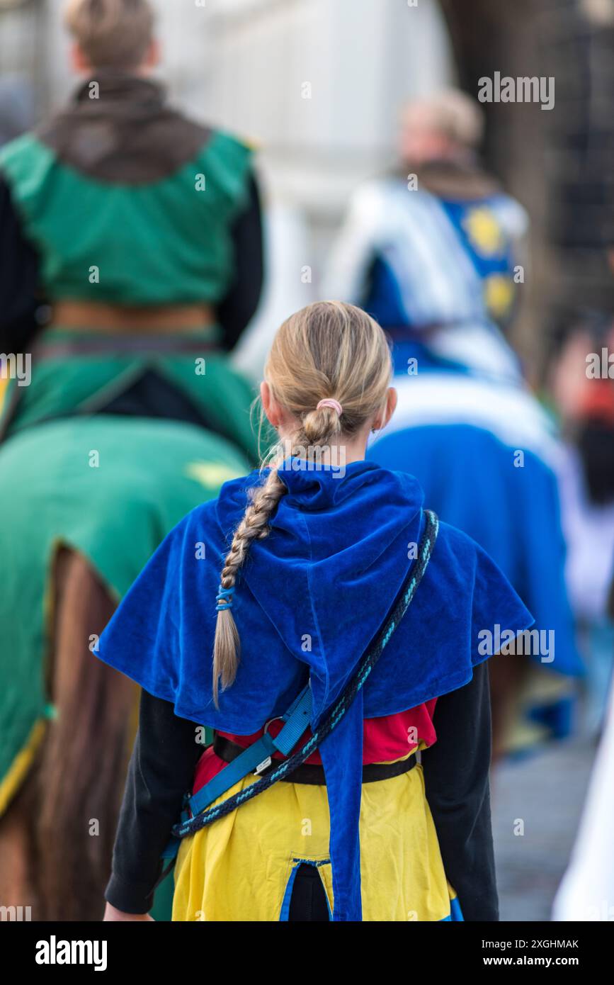 Sunrise parade medieval historic reenactment to commemorate 667th ...
