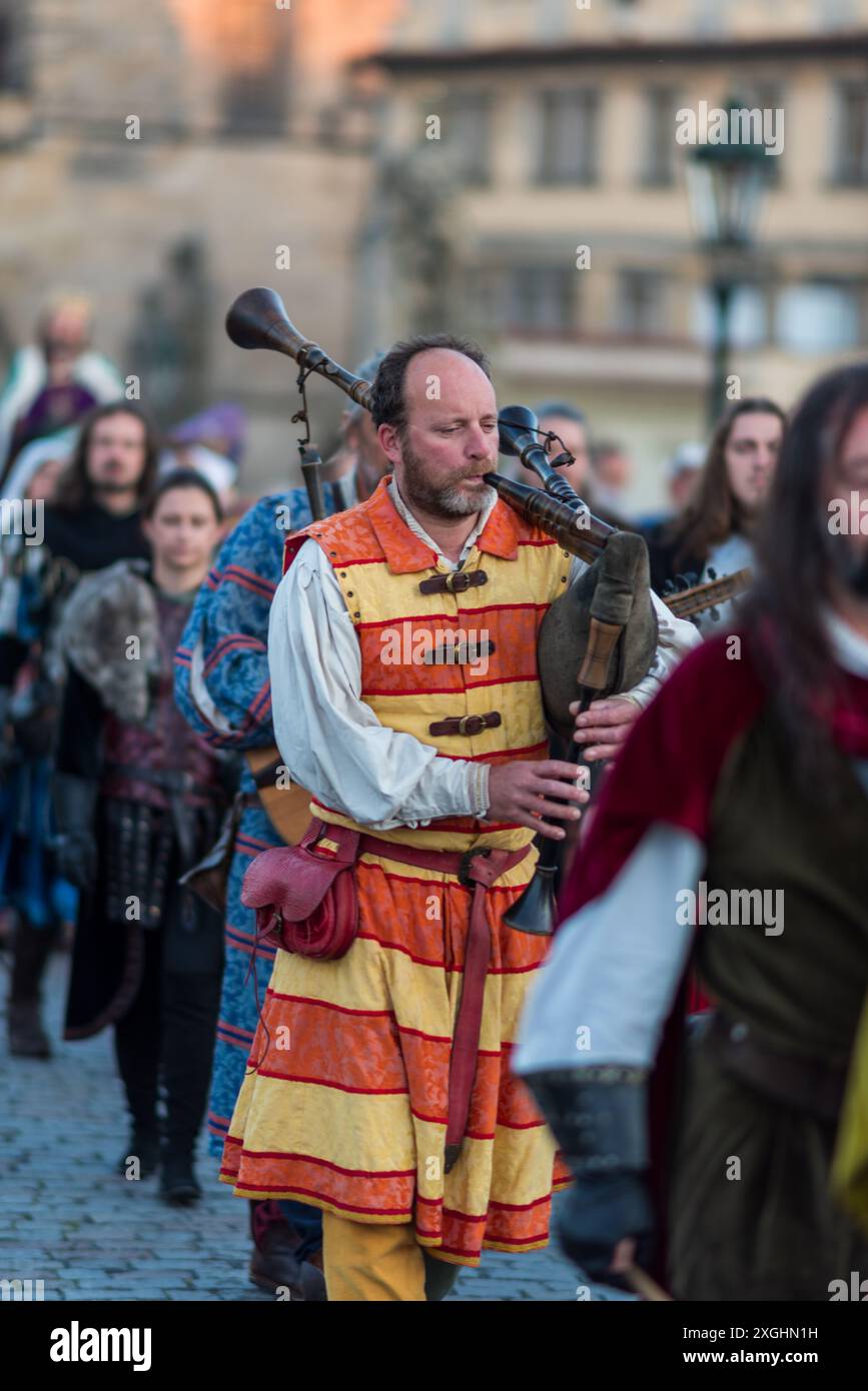 Sunrise parade medieval historic reenactment to commemorate 667th ...