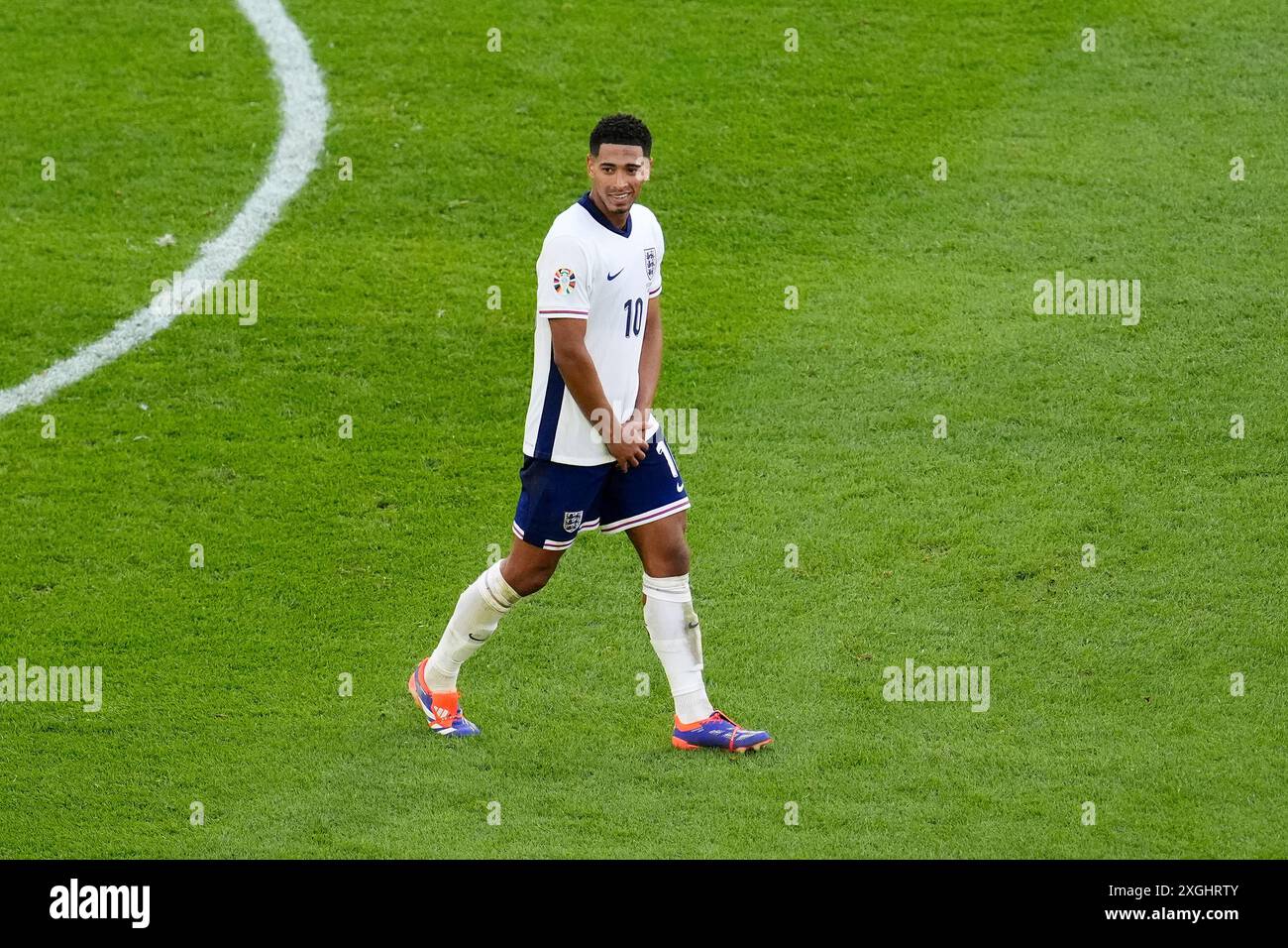 England's Jude Bellingham celebrates after scoring in the penalty shoot ...