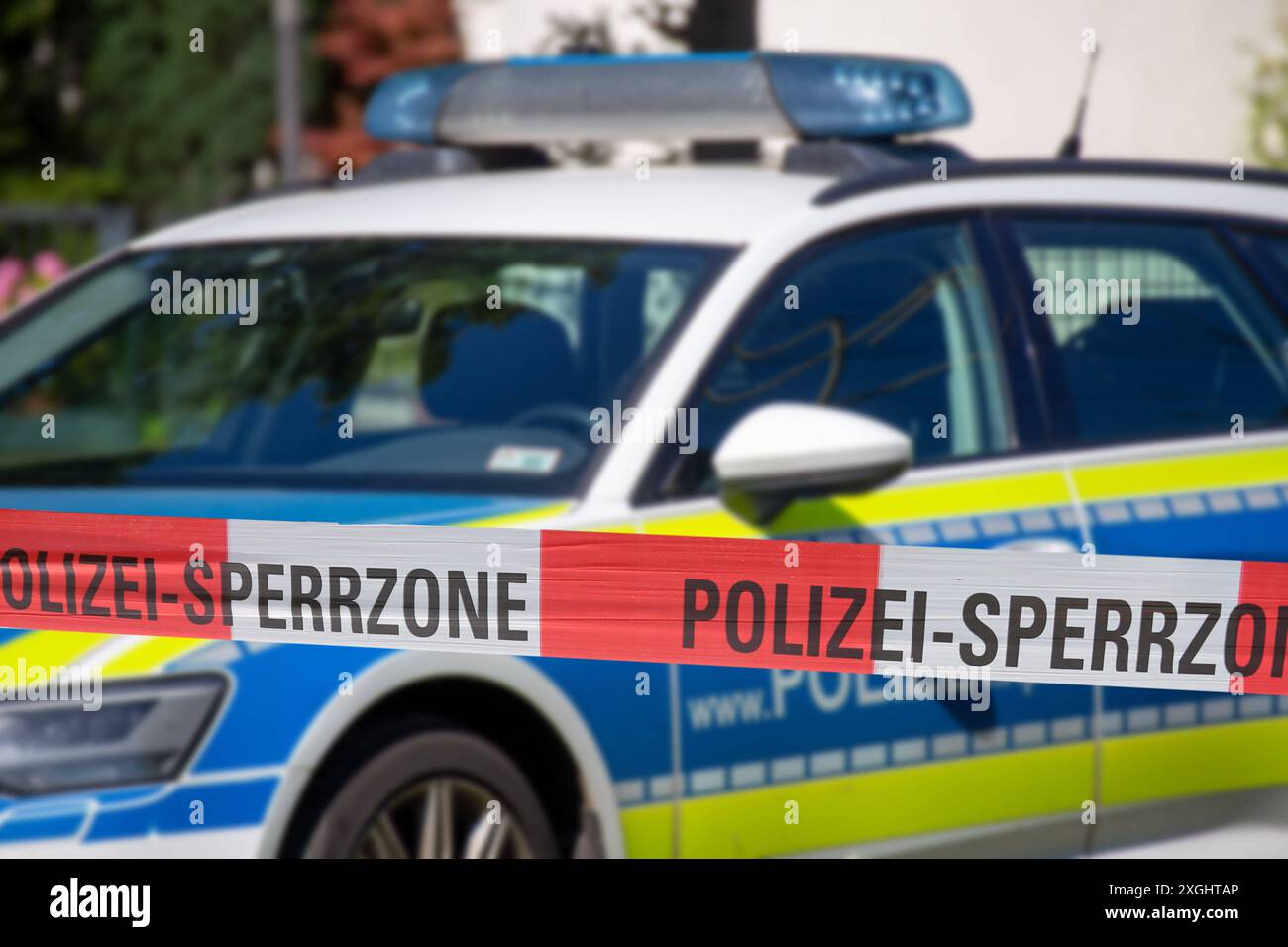 Absperrband hintergrund hi-res stock photography and images - Alamy