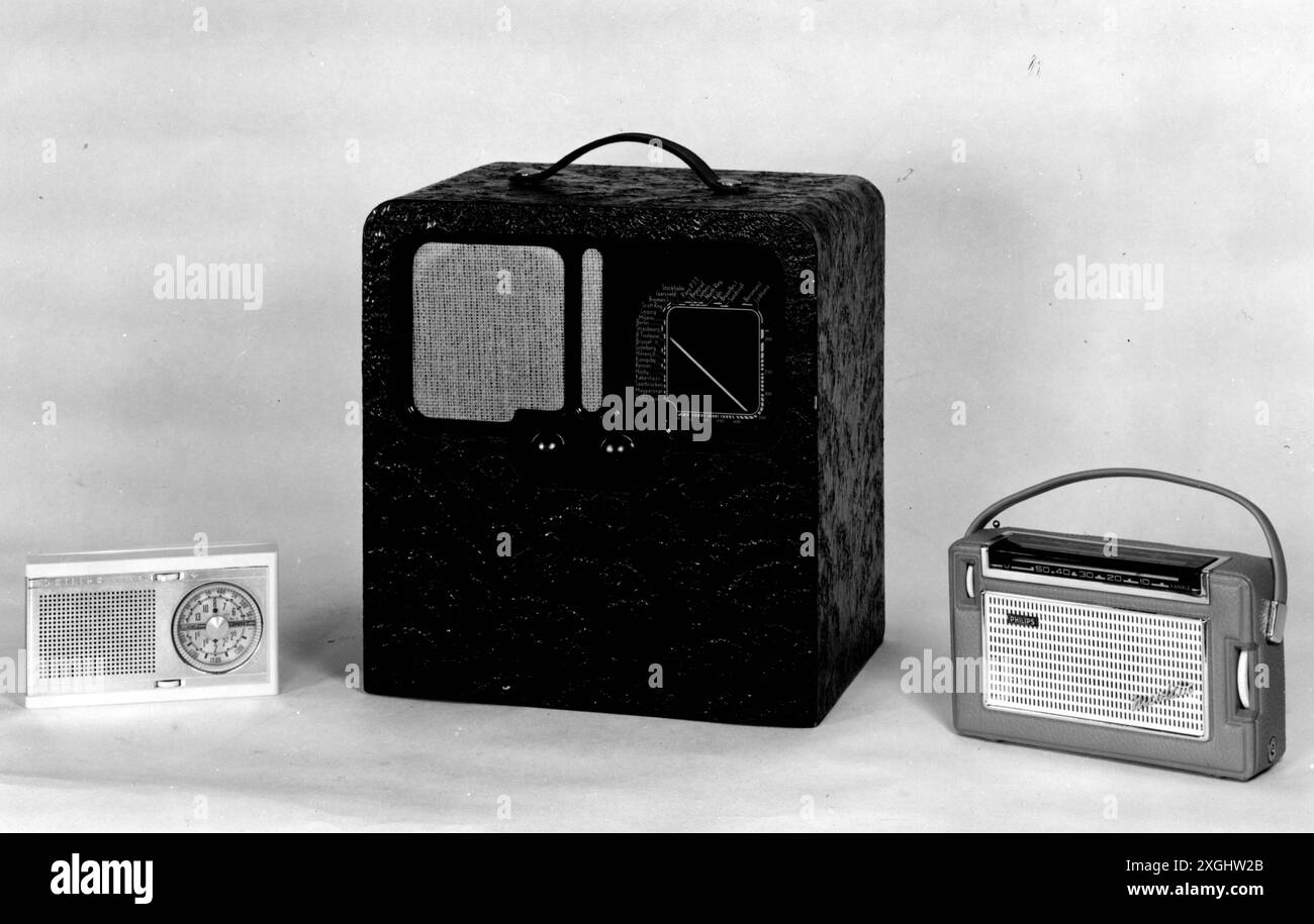 Philips radio 1960 hi-res stock photography and images - Alamy