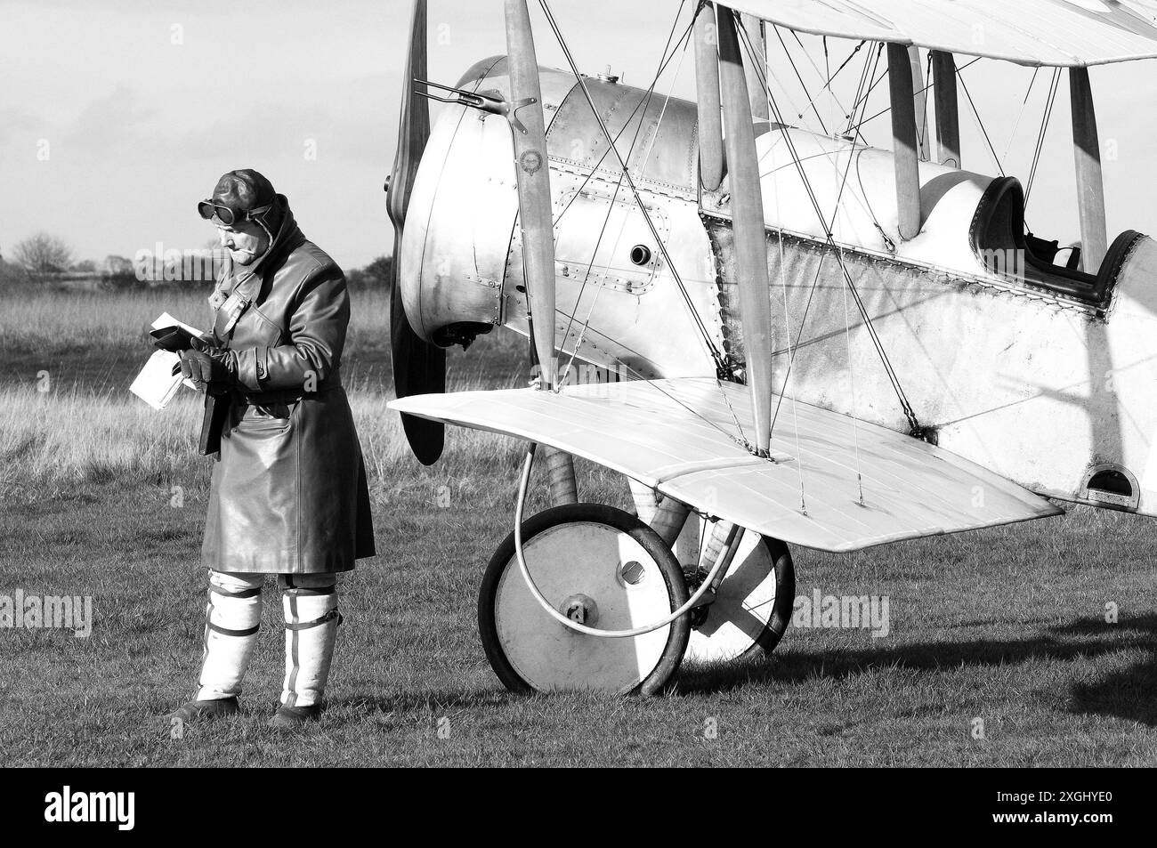 Re-enactors with Bi-plane at Stow Maries Great War Aerodrome Stock ...