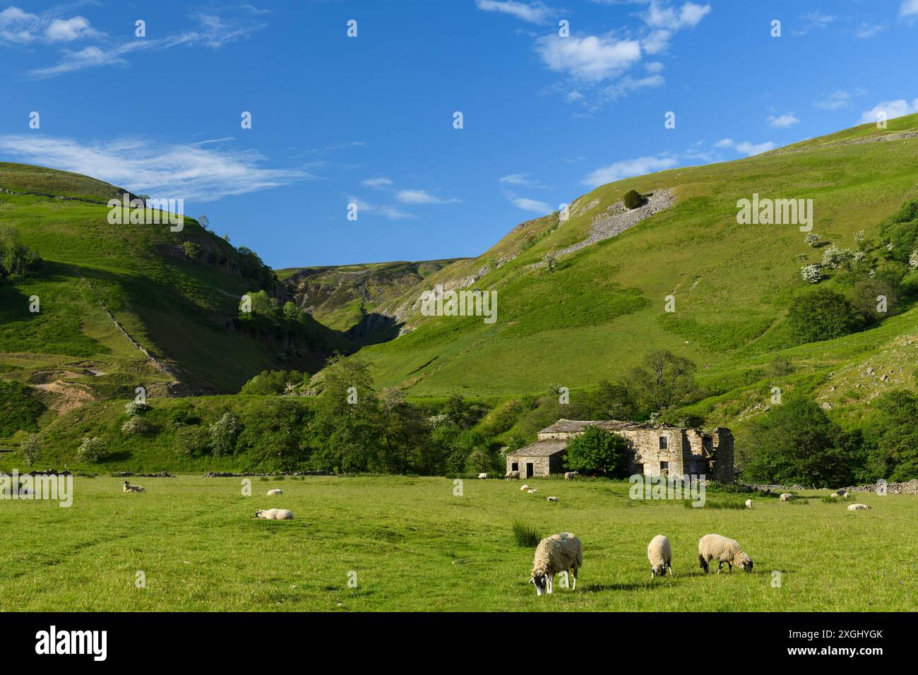 Natural topographical features hi-res stock photography and images - Alamy