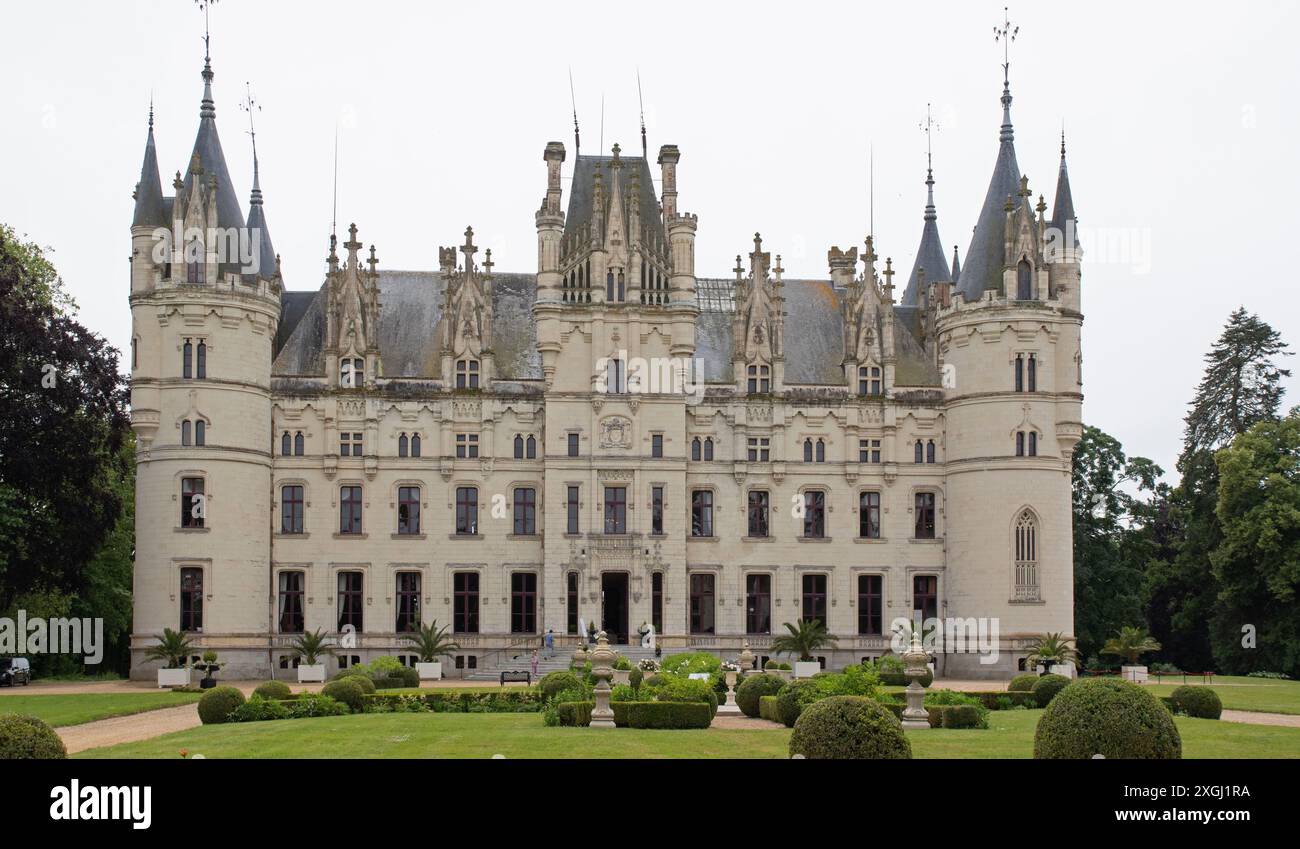 Chateau de challain hi-res stock photography and images - Alamy