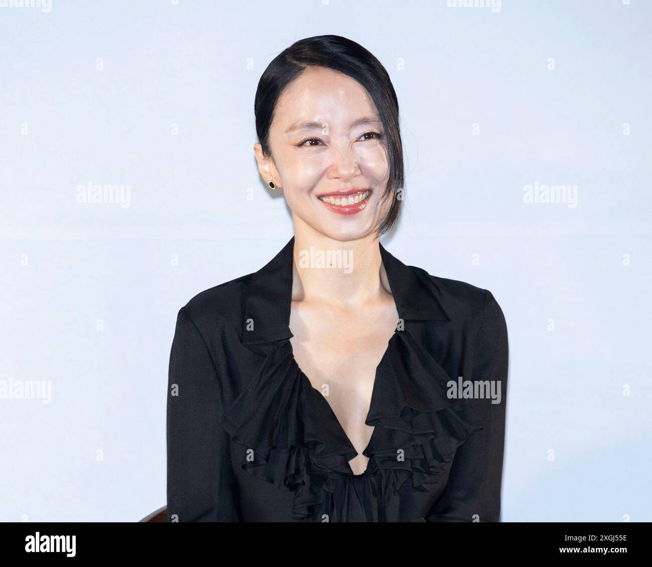 Korean actress jeon do yeon hi-res stock photography and images - Alamy