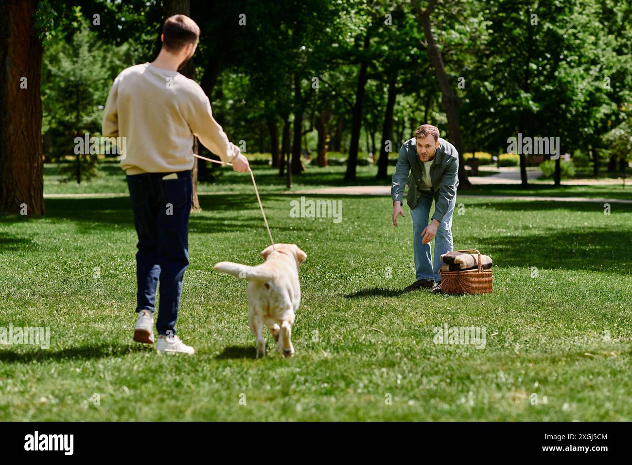 Bearded men hi-res stock photography and images - Alamy