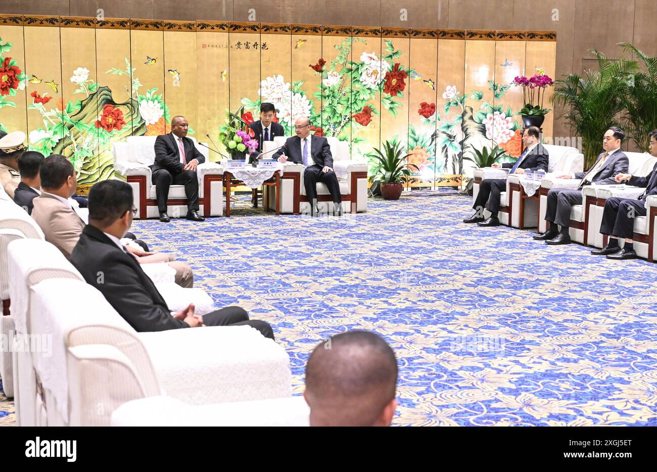 (240709) -- GUANGZHOU, July 9, 2024 (Xinhua) -- Chinese Vice Premier ...