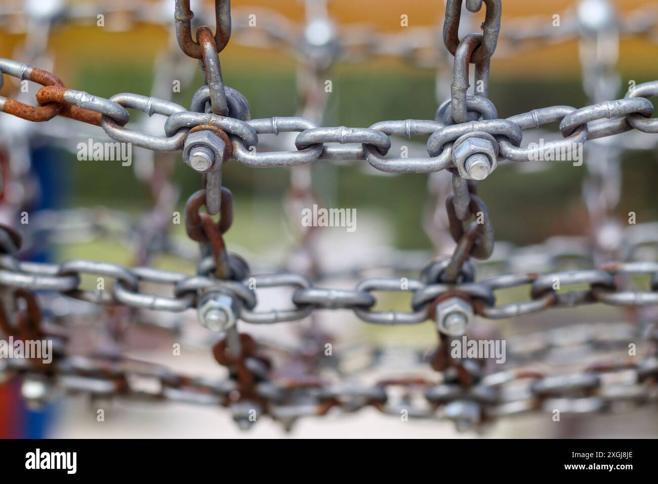Chain screw hi-res stock photography and images - Alamy