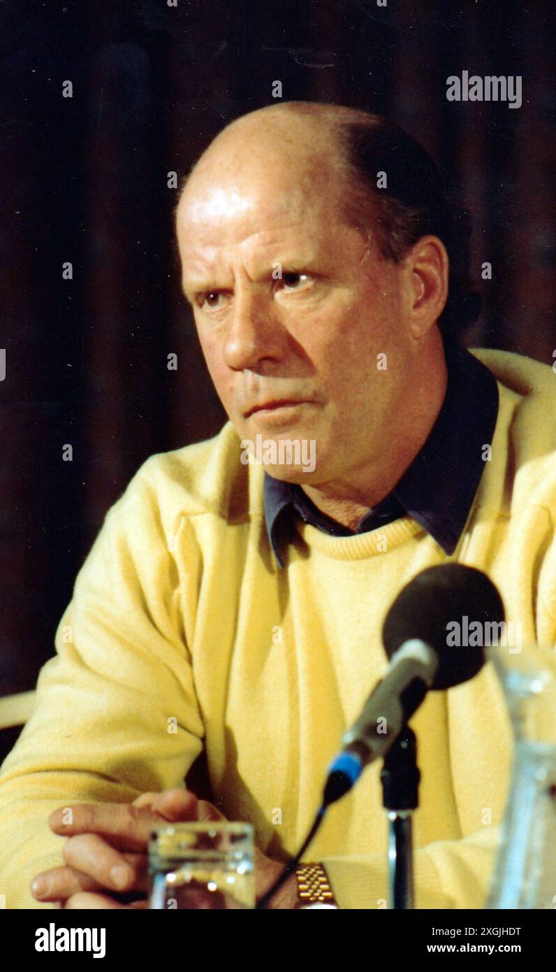 Jim walker portsmouth hi-res stock photography and images - Alamy