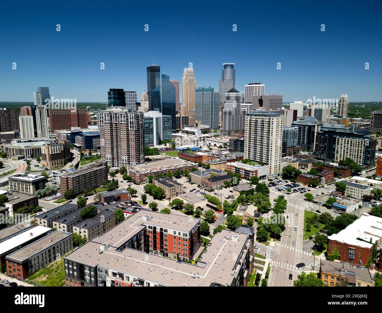 Aerial view of downtown skyline of Minneapolis, Minnesota Stock Photo ...