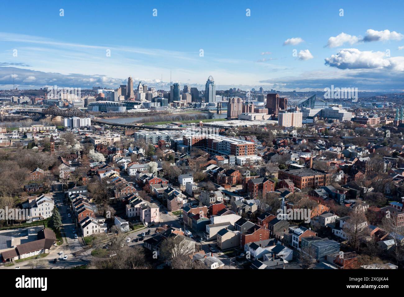 Cincinnati skyline hi-res stock photography and images - Alamy