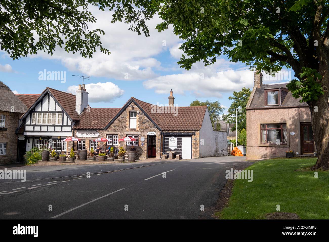 Border hotel kirk yetholm hi-res stock photography and images - Alamy