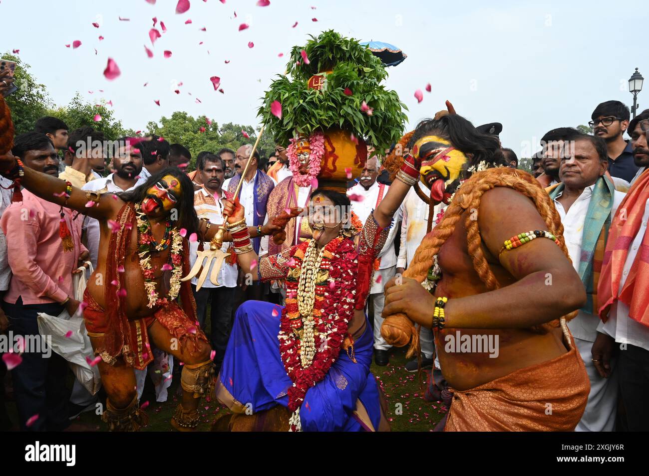Goddess yellamma hi-res stock photography and images - Alamy
