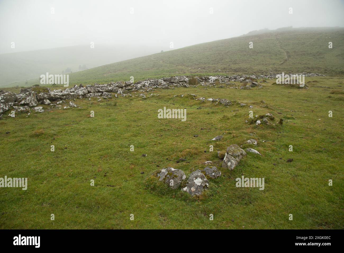 Grimspound Bronze Age settlement Stock Photo - Alamy