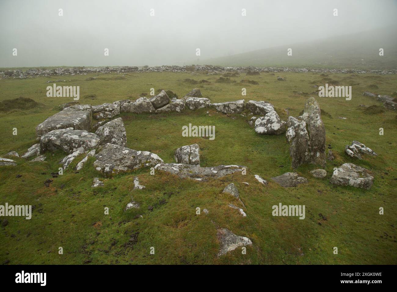 Grimspound Bronze Age settlement Stock Photo - Alamy