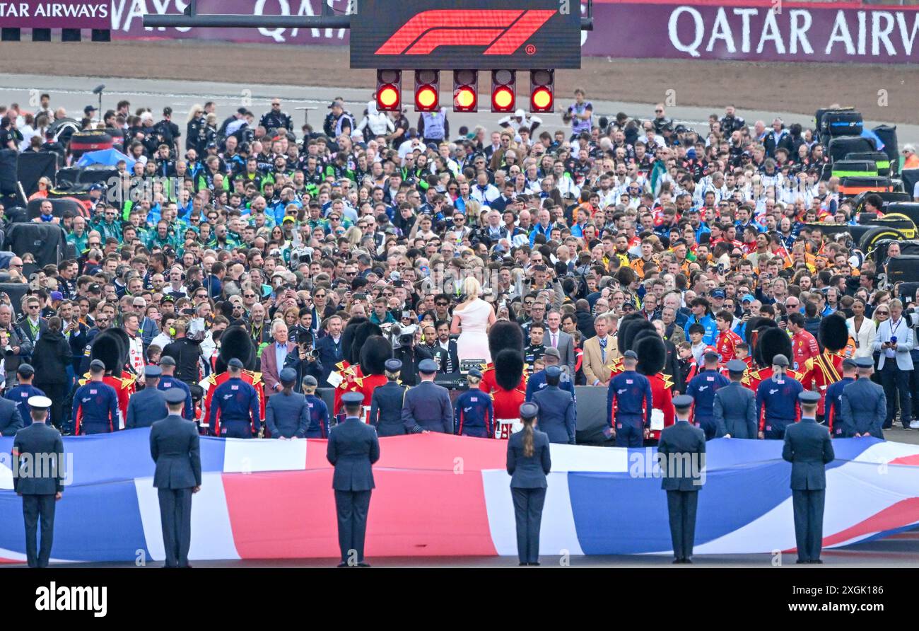 Towcester, UK. 07th July, 2024. A view towards the Start line and Grid ...