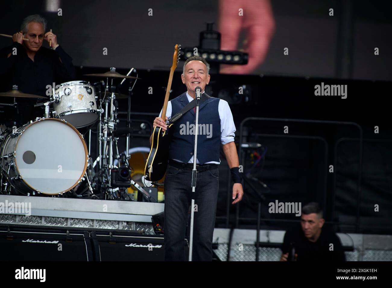 Springsteen and e street band 2024 world tour hi-res stock photography ...