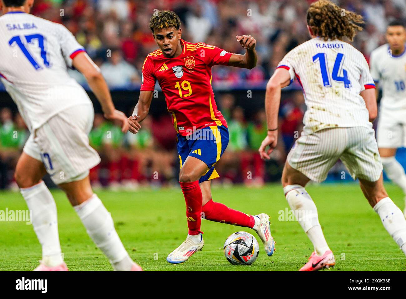 Lamine yamal goal hi-res stock photography and images - Alamy