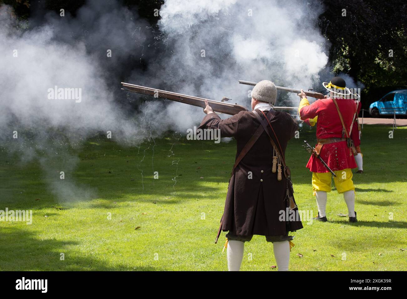 Musketeer firing hi-res stock photography and images - Alamy