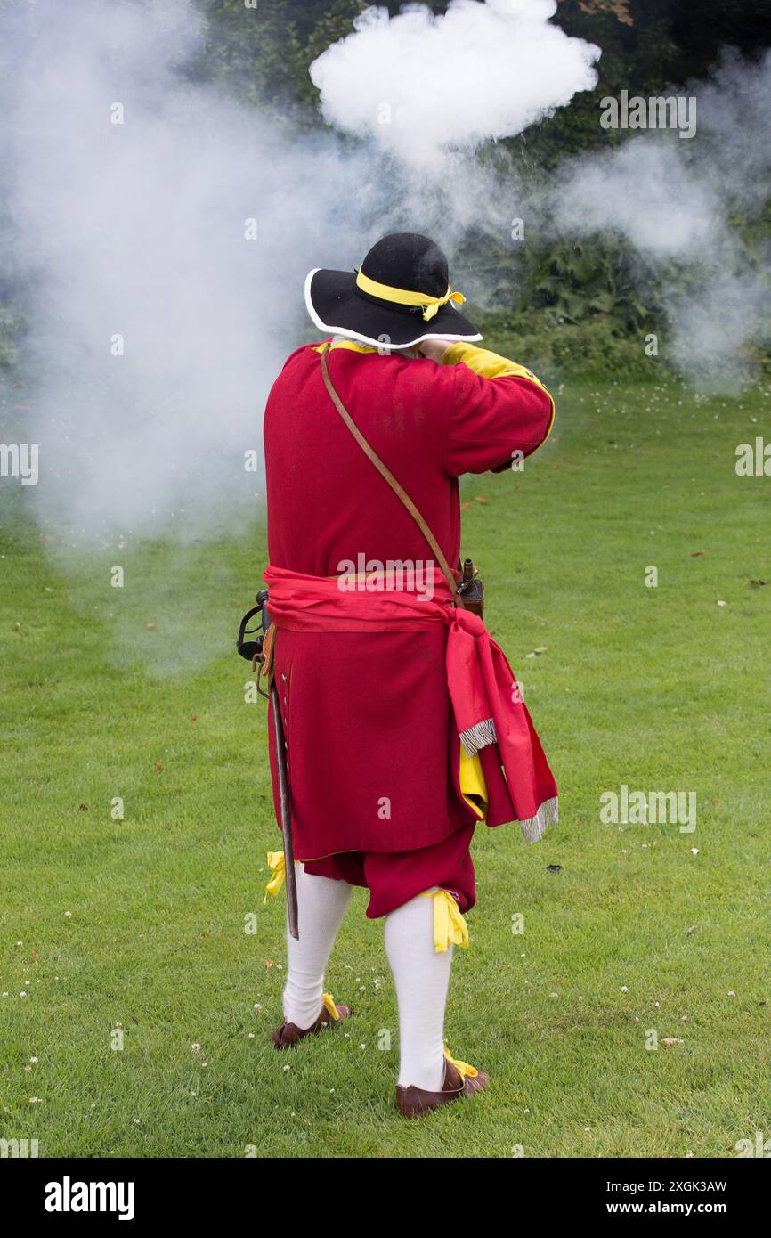 Pitchfork rebellion hi-res stock photography and images - Alamy