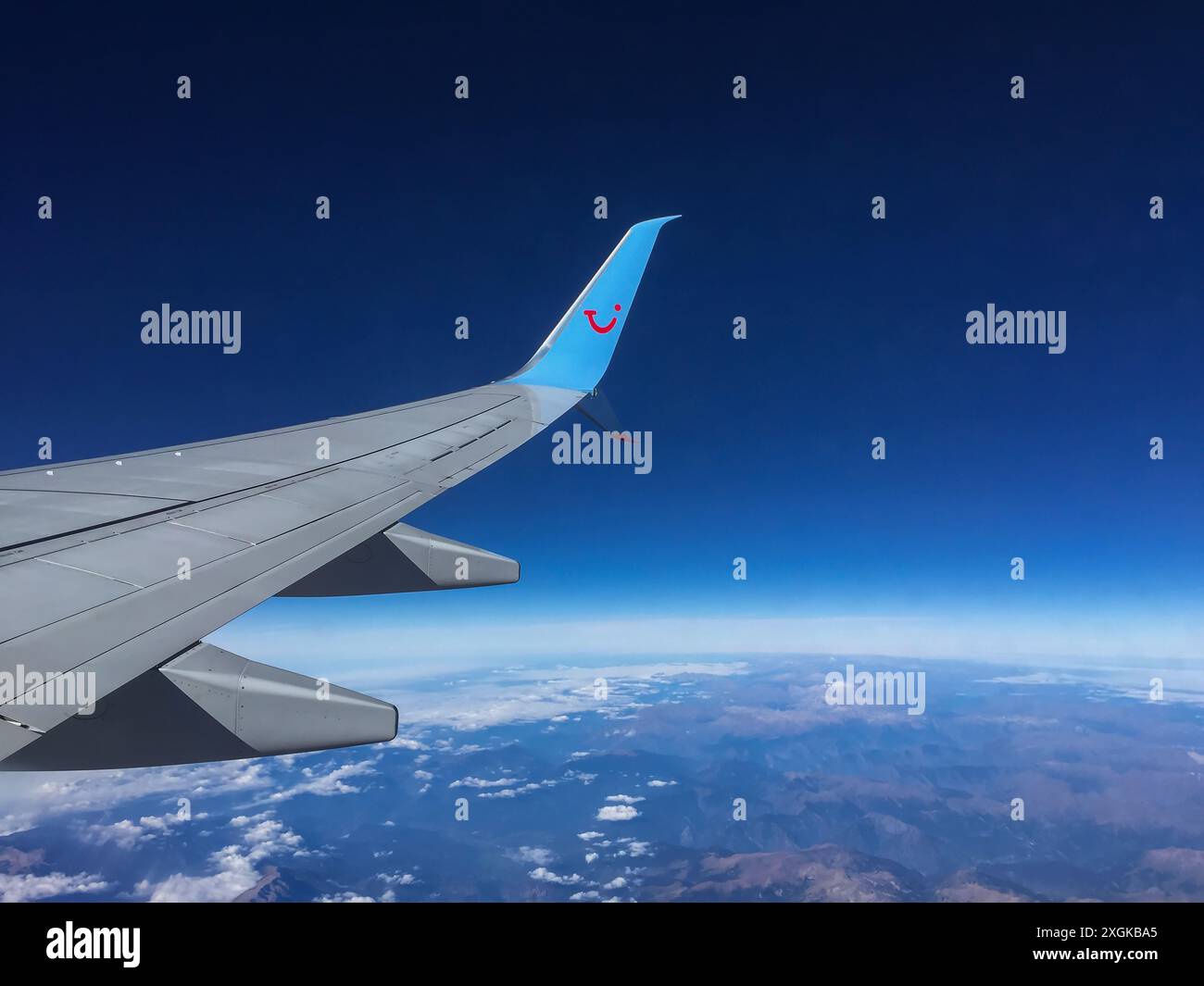 Tui wing hi-res stock photography and images - Alamy