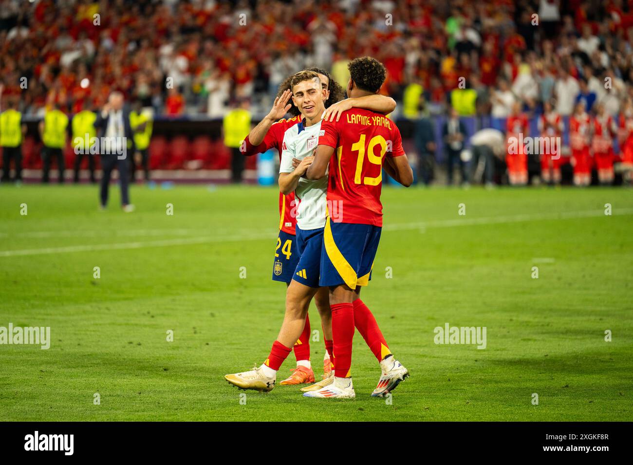 Munich, Germany. 09th July, 2024. Lamine Yamal (19) of Spain seen in ...