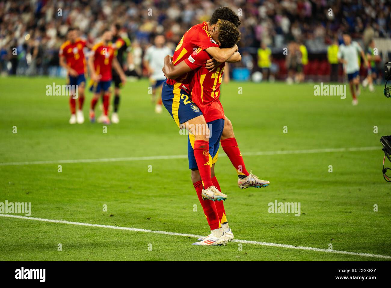 Munich, Germany. 09th July, 2024. Lamine Yamal (19) of Spain seen in ...