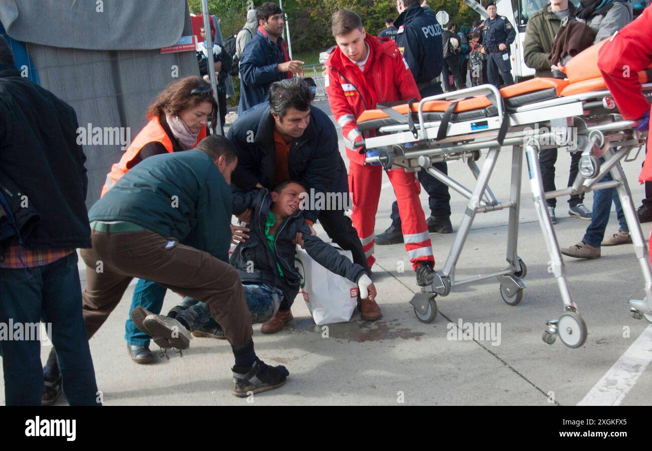 an emergency shelter or emergency sleeping place, refuge for people ...