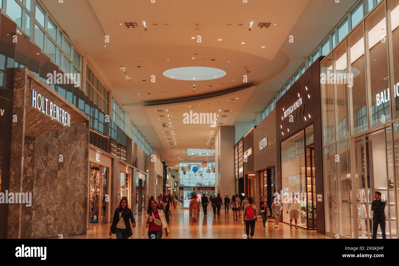 malls and streets Stock Photo - Alamy