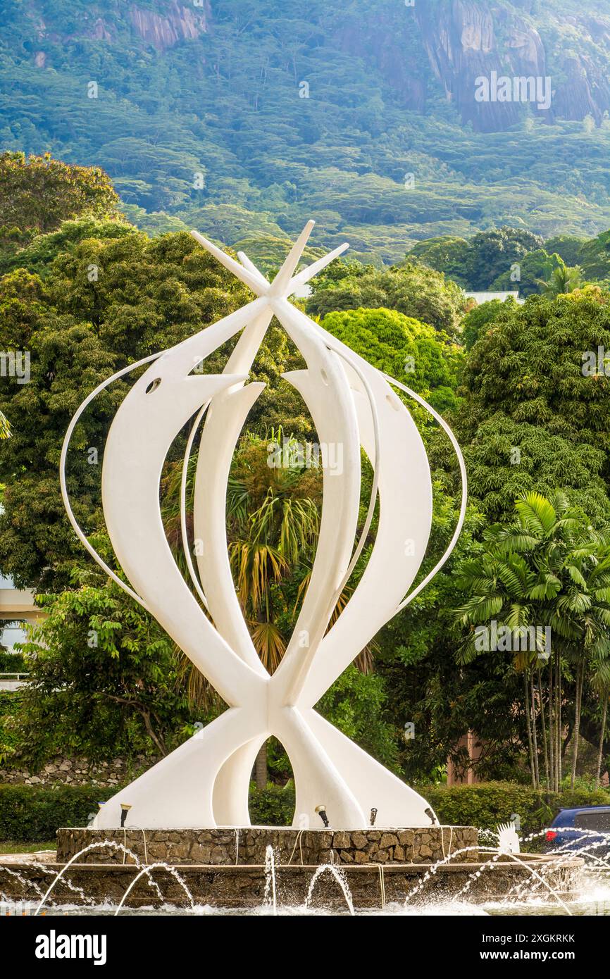 The monument de L'unite ( Monument of National Unity ) in downtown ...