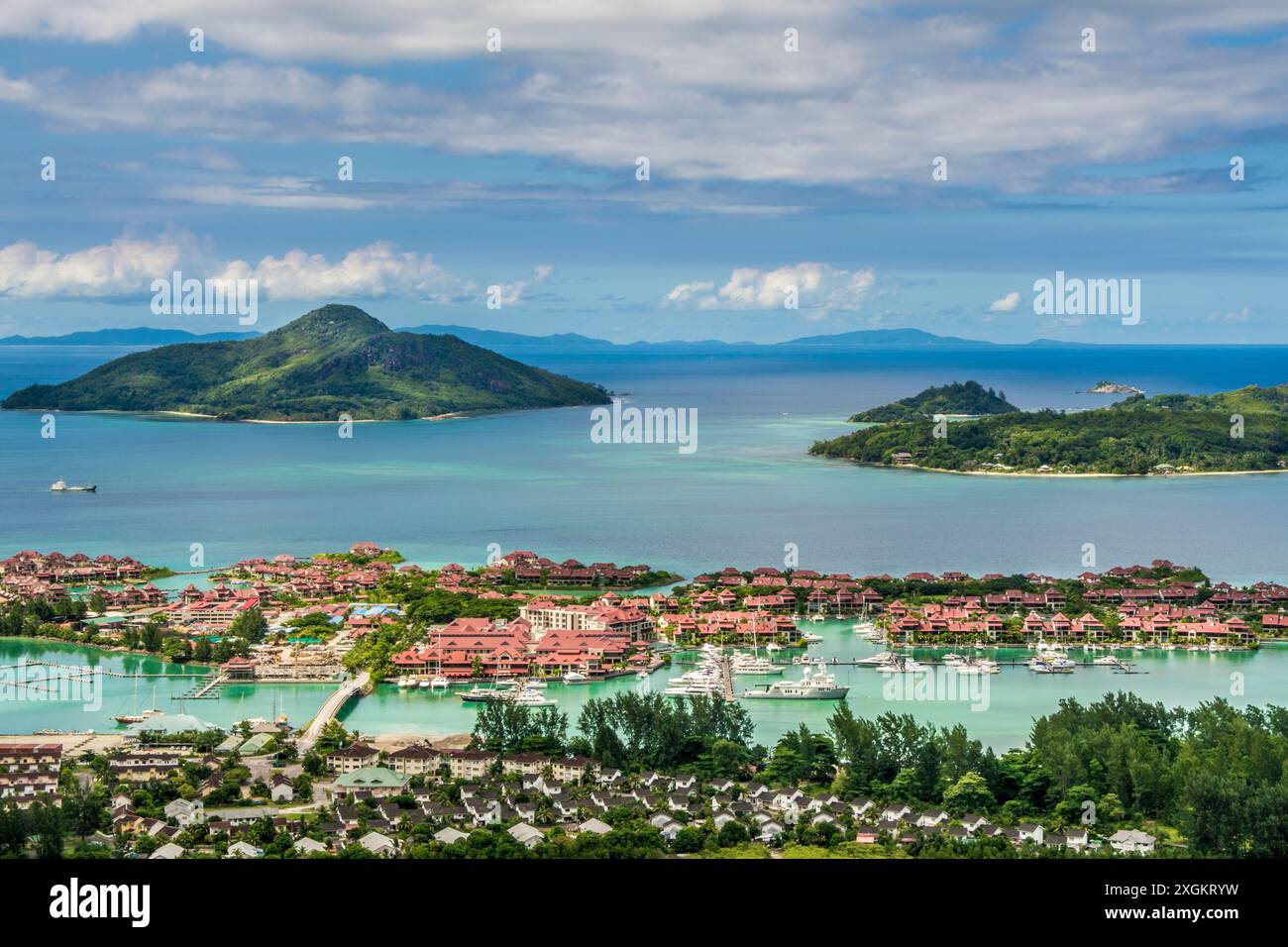 Eden island hotel and marina hi-res stock photography and images - Alamy
