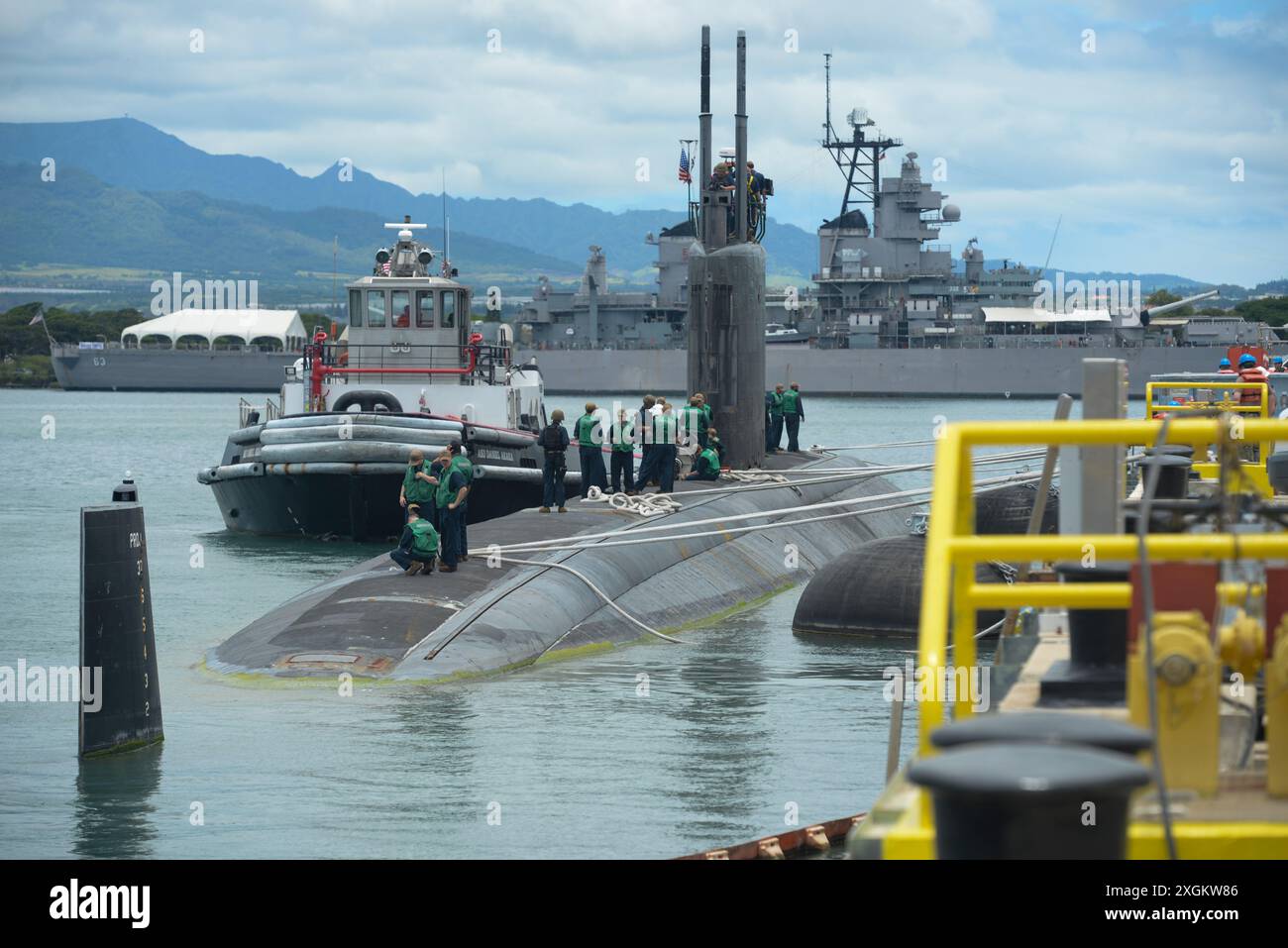 Sailors aboard Los Angeles-class attack submarine USS Topeka (SSN 754 ...