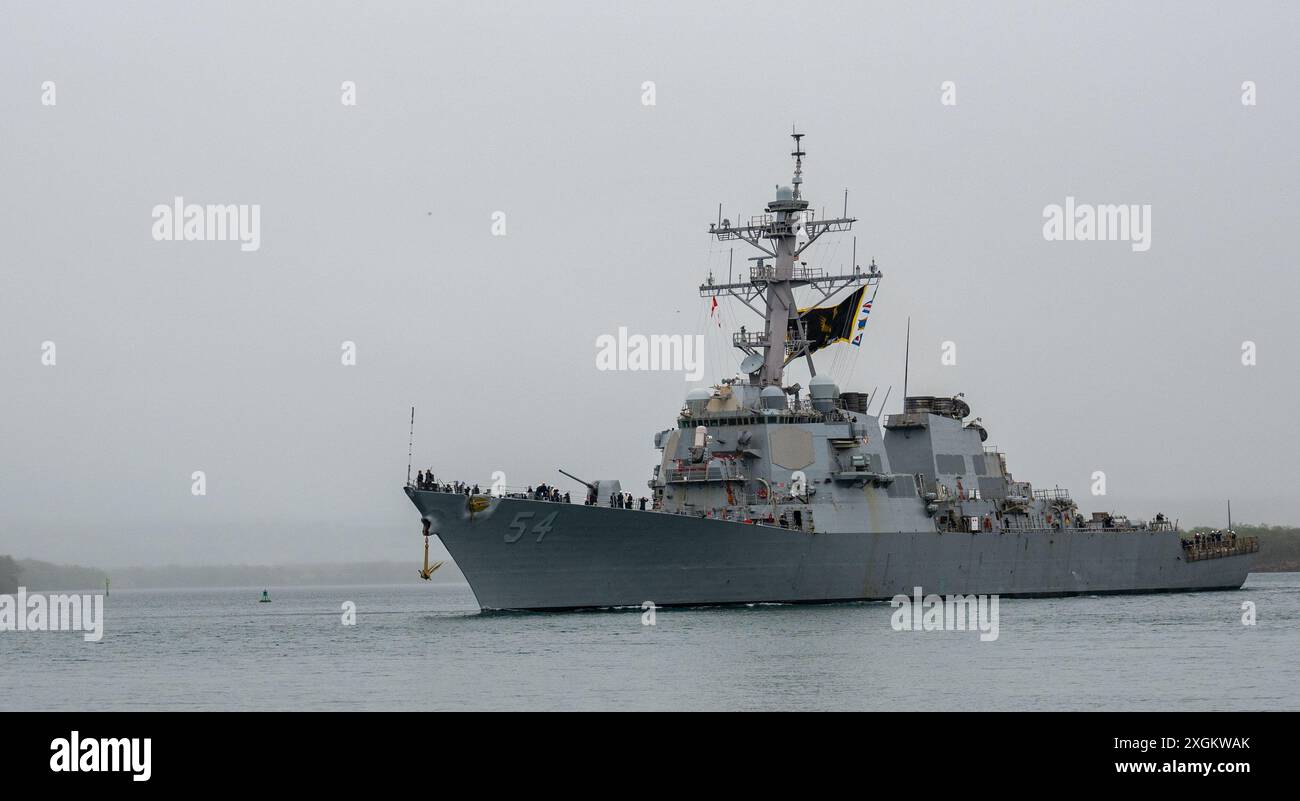 The Arleigh Burke-class guided-missile destroyer USS Curtis Wilbur (DDG ...