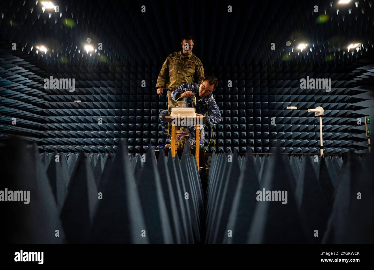 Personnel from the Australian Joint Precision Navigation and Timing ...