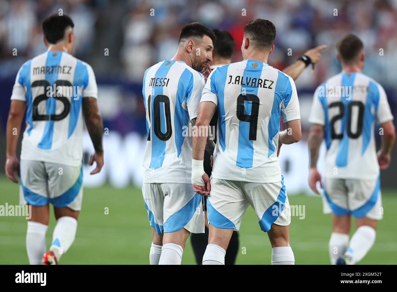 New Jersey, US July 9, 2024. Argentina's forward Julian Alvarez (C ...
