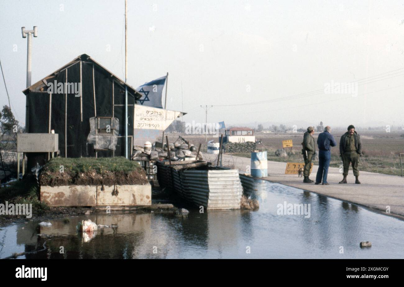 Israeli border crossings to Syria Stock Photo - Alamy