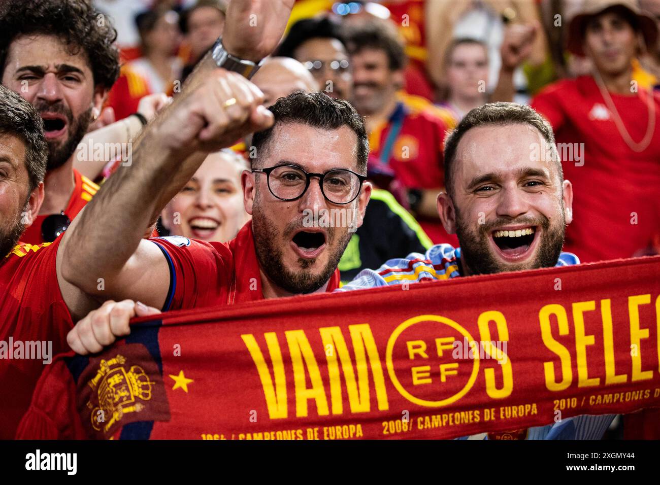 Jubelnde spanische Fans nach dem Sieg von Spanien GER, Spanien (ESP) vs ...