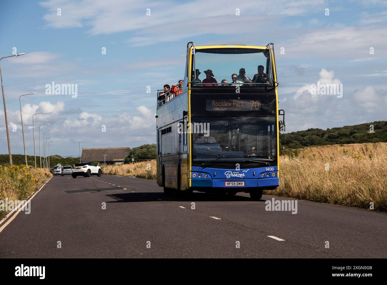 Open top buses hi-res stock photography and images - Alamy