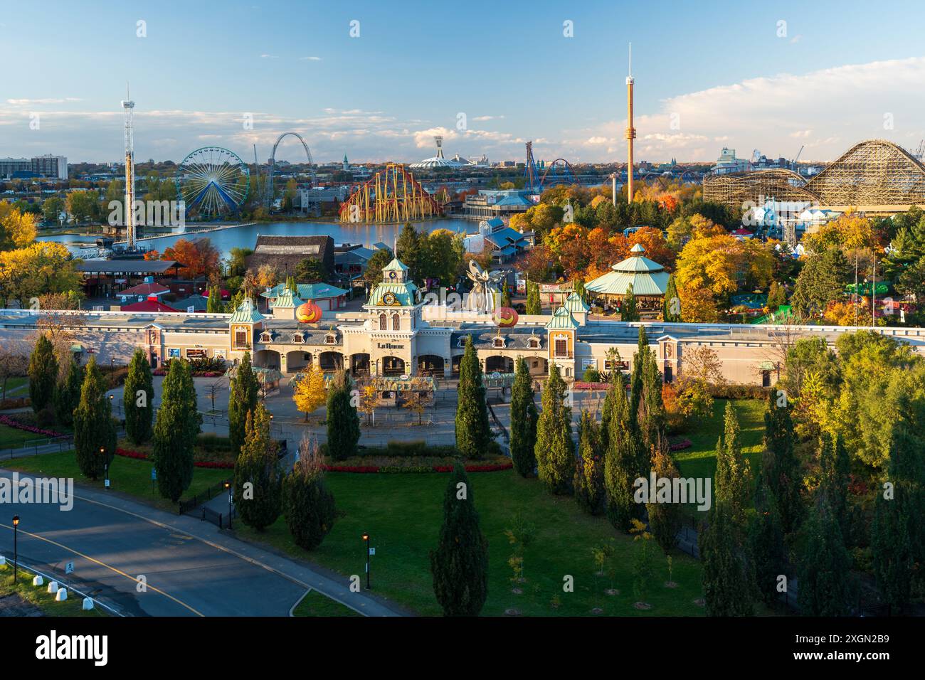 Ferris wheel la ronde montreal hi-res stock photography and images - Alamy