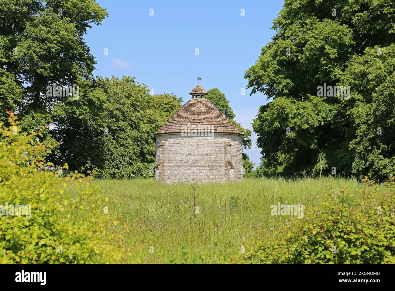Lytes cary water tower hi-res stock photography and images - Alamy