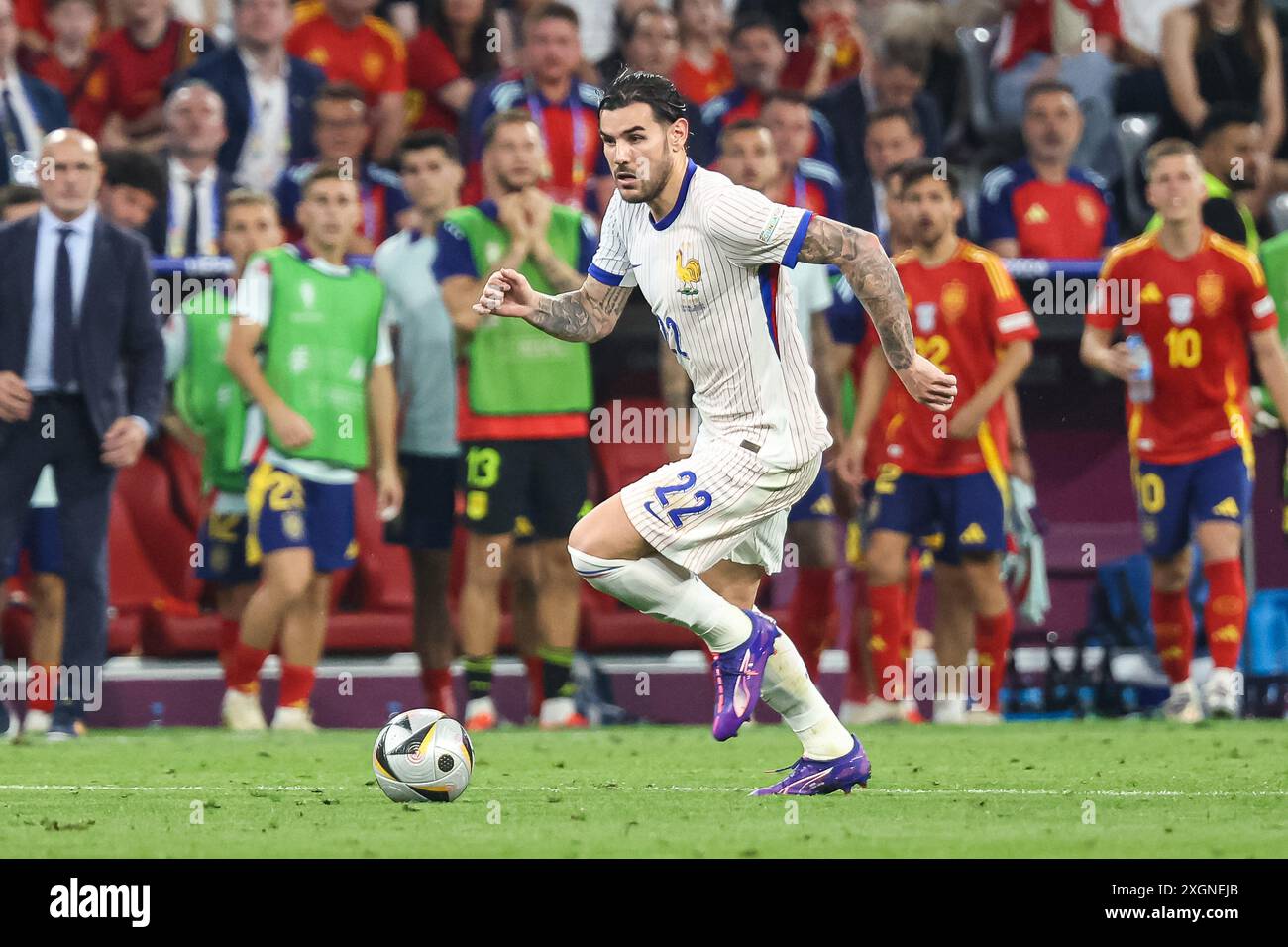 Theo Hernandez (Frankreich, #22) GER, Spanien (ESP) vs. Frankreich (FRA ...