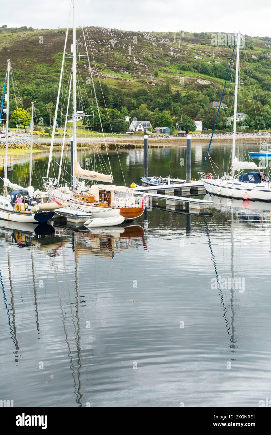 Ullapool Harbour and Marina, Ullapool, Wester Ross, Scotland, UK Stock ...