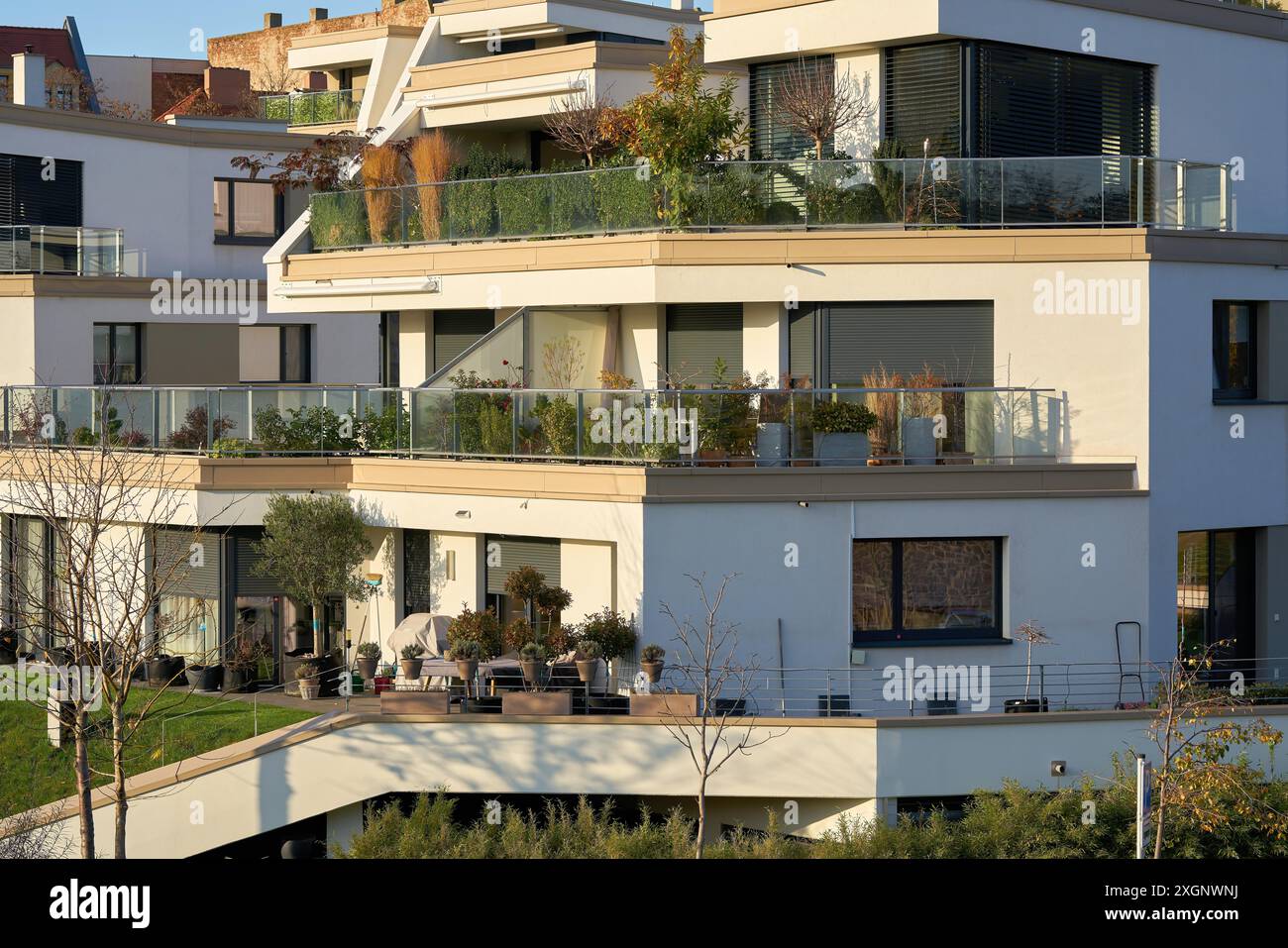 Modern luxury flats at the Elbe railway station in Magdeburg Stock ...