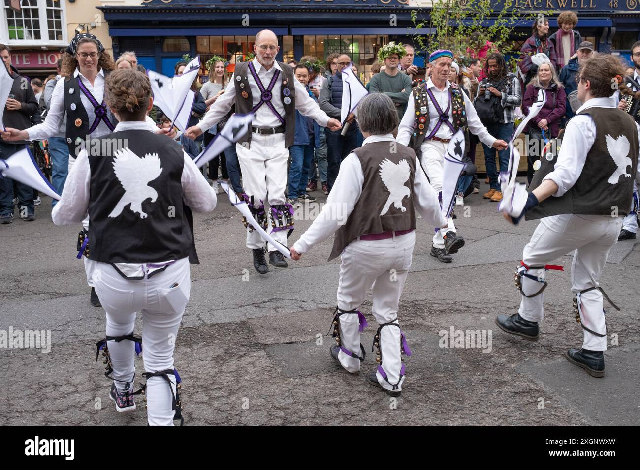 Morris Dancing, Oxford, May Morning Stock Photo - Alamy