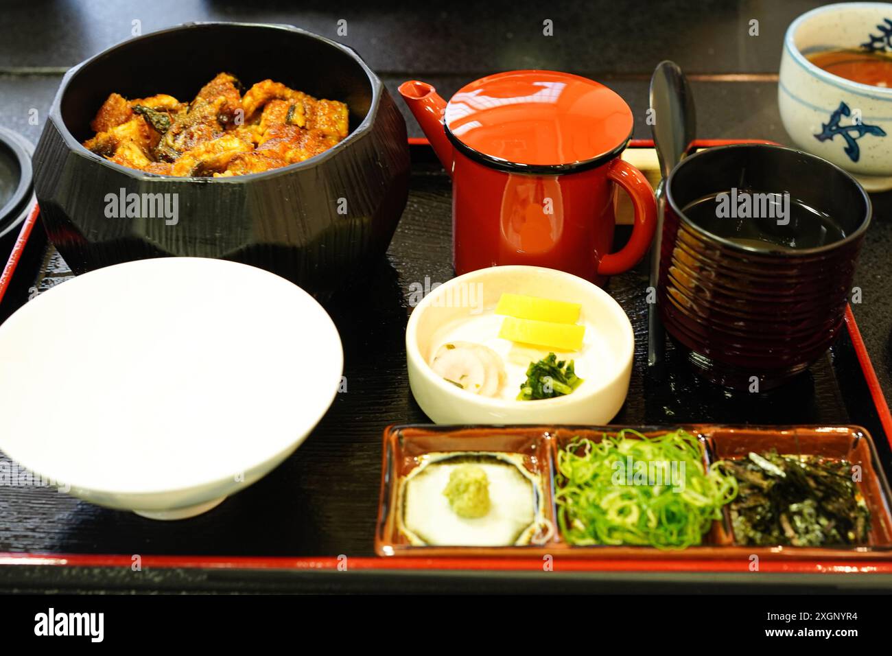 Unagi hitsumabushi hi-res stock photography and images - Alamy