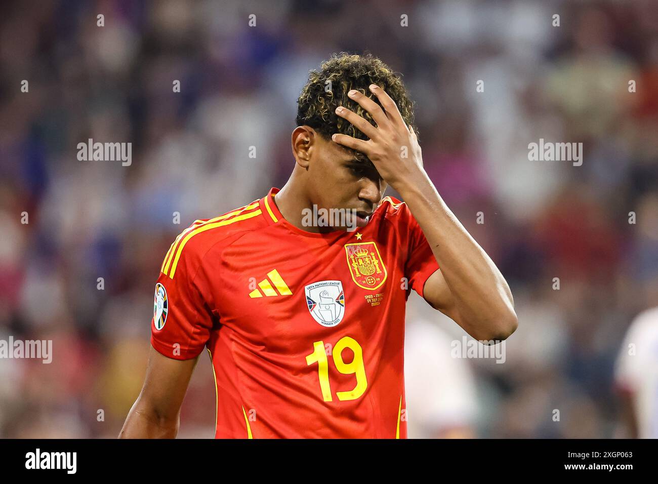 Lamine Yamal (Spanien, #19) fasst sich an den Kopf GER, Spanien (ESP ...