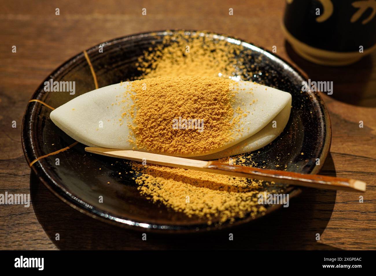 Mugite mochi hi-res stock photography and images - Alamy
